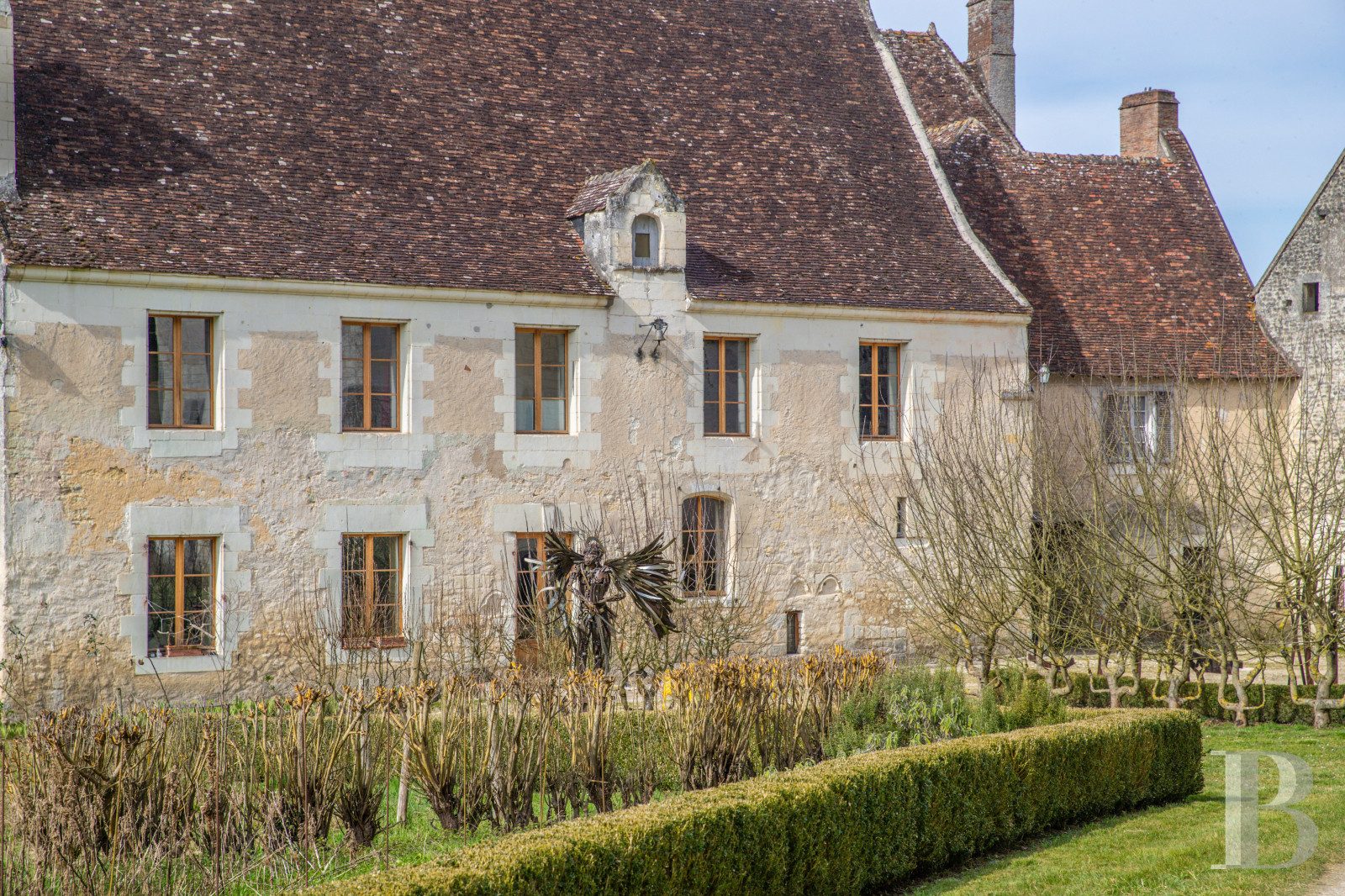 Patrice Besse - bed & breakfast - Centre - A former château-monastery ...